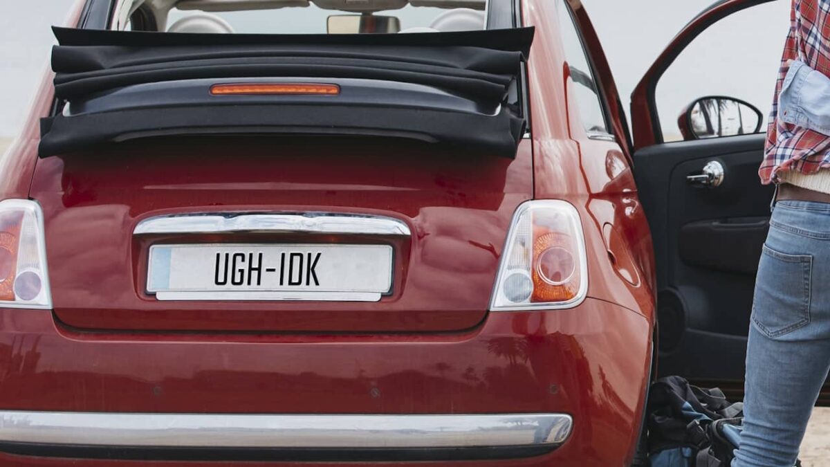 Plaques auto en France : normes, formats et erreurs à éviter